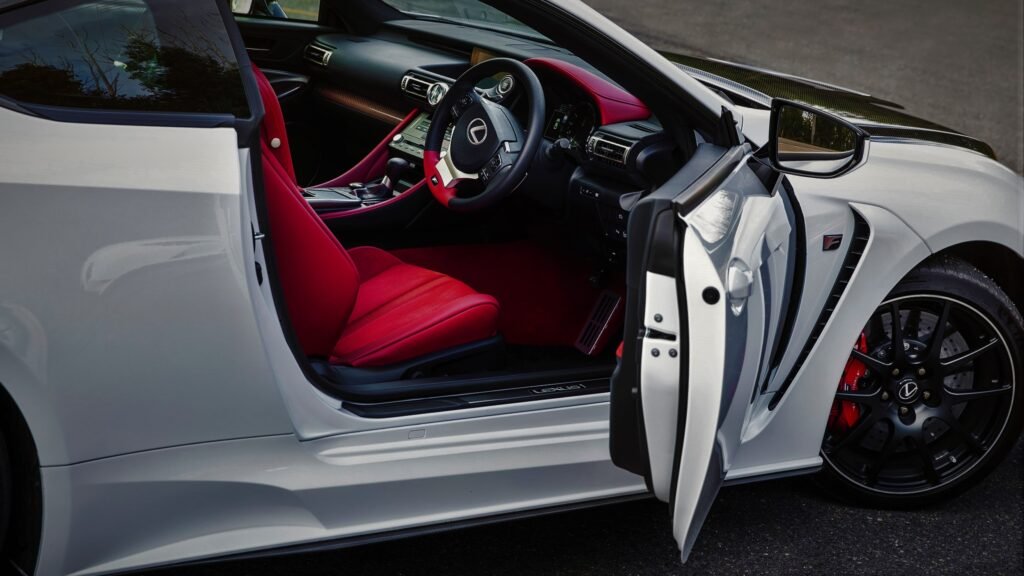 2023 Lexus RC / RC F | عالم السيارات السعودي