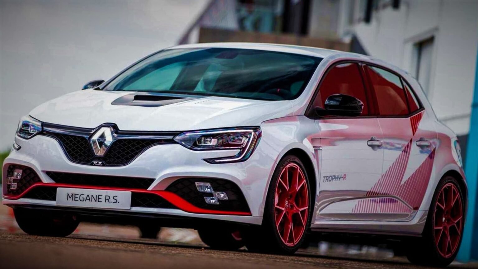 Renault Megane RS Trophy | CAR GTR